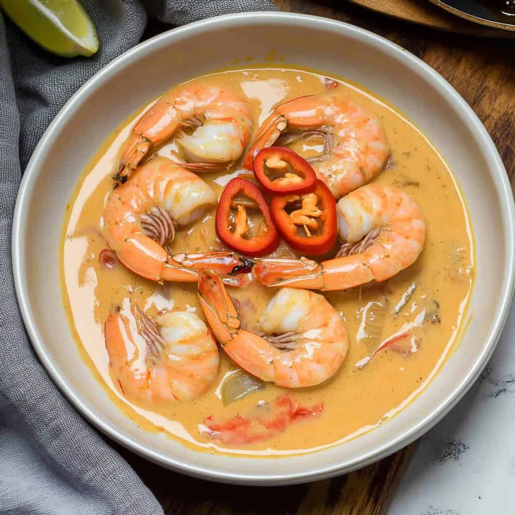 Ginataang Hipon (Filipino Coconut Milk Shrimp) - Kusina Secrets