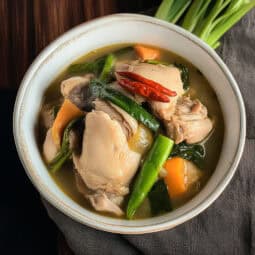 Sinigang na Manok (Filipino Sour Chicken Soup) - Kusina Secrets
